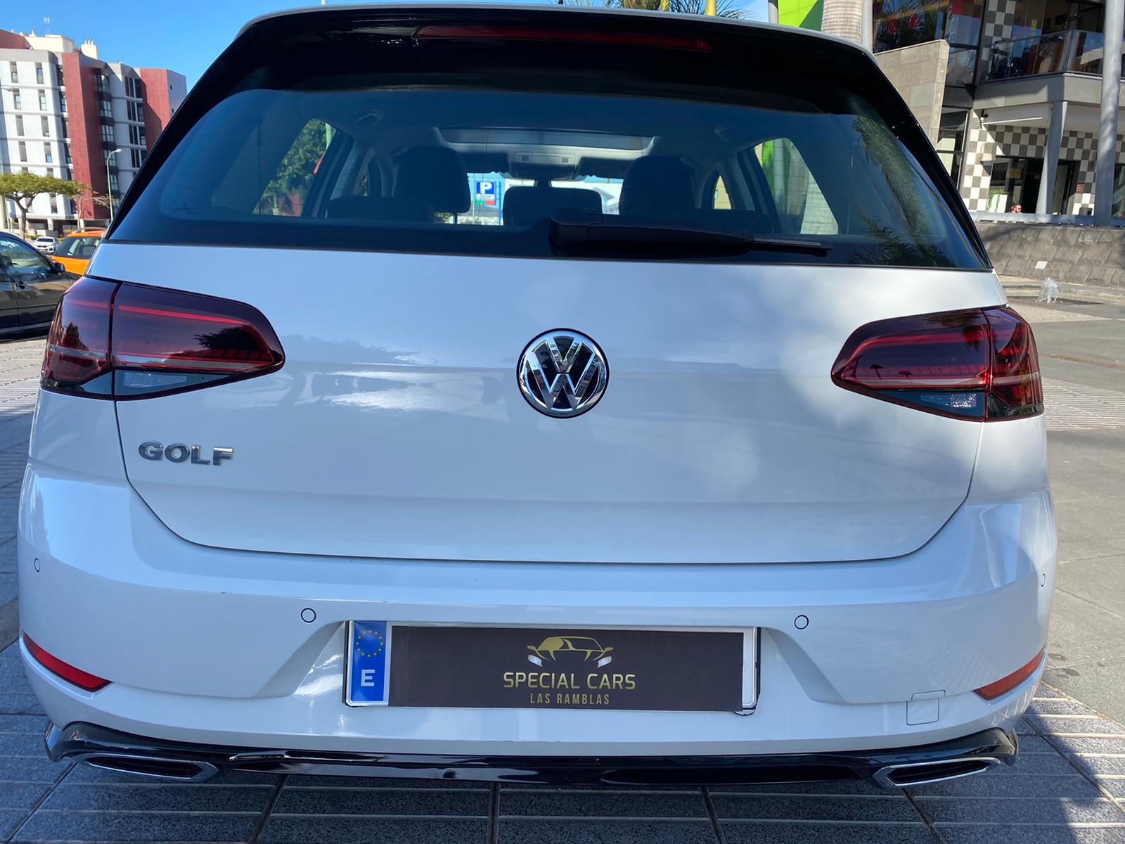 VOLKSWAGEN GOLF 1.5 TSI 150CV R-LINE 2019 | Special Cars